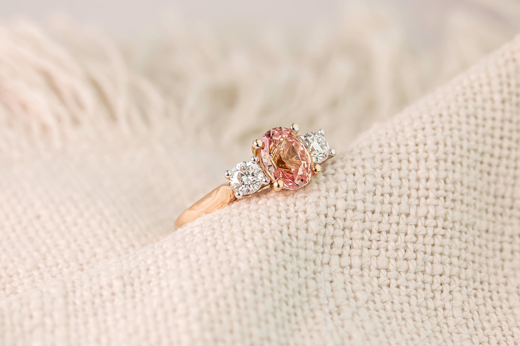 Sapphire Rings: The Ultimate Guide to Buying a Sapphire Ring - Larsen ...